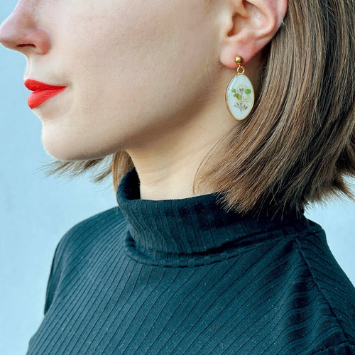 Aretes Flores Secas | Mint Caffeine Jewelry